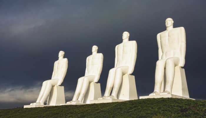 Five Jaw-dropping Colossal Statues In The World
